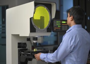 Maximizing Accuracy: Guide to Using Profile Projectors - Sipcon